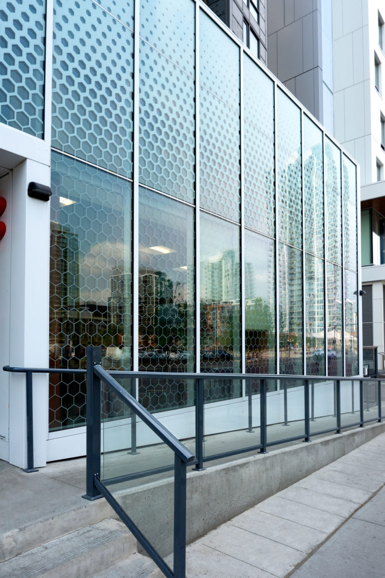 Solar Shading So *Frit*ting Beautiful – You’ll Forget It’s for Comfort ...